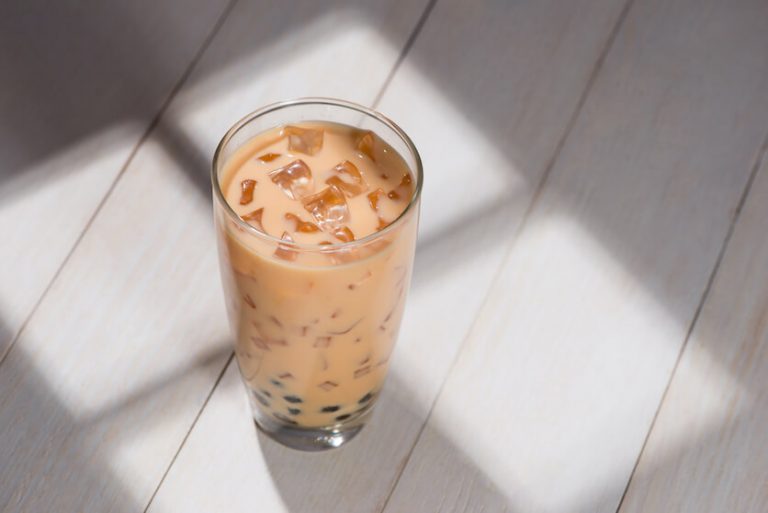 Oolong Milk Tea: Why It’s A Must-Try – Tea Backyard